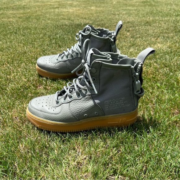 Nike | Shoes | Nike Air Sf Af Womans Grey Goddess Of Victory Sneakers ...